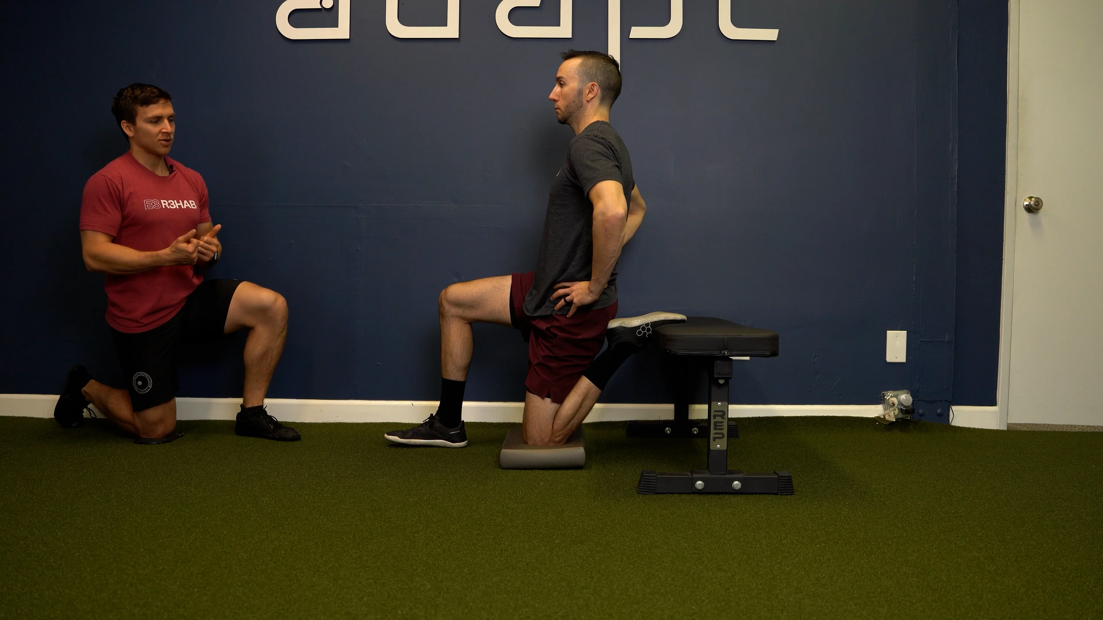 Couch Stretch - Hard (Tutorial)