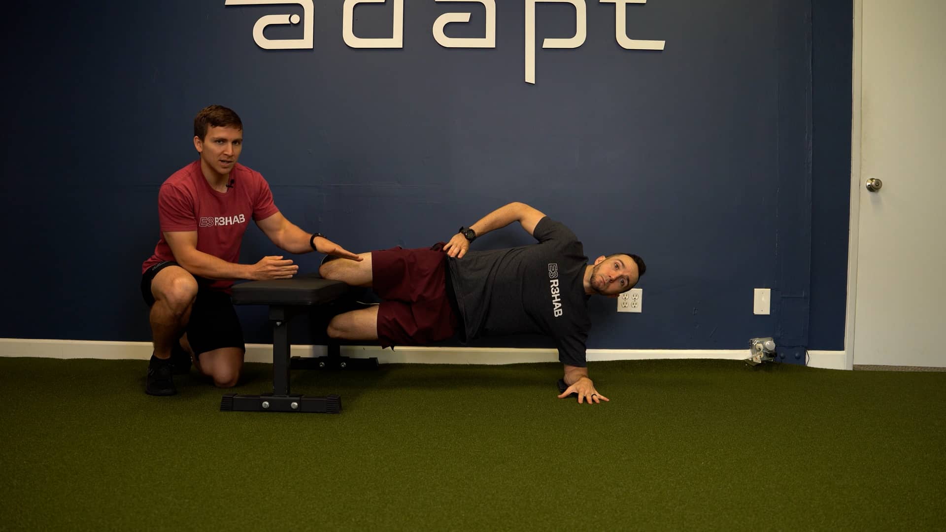 Short Copenhagen Plank Isometric (Tutorial) on Vimeo