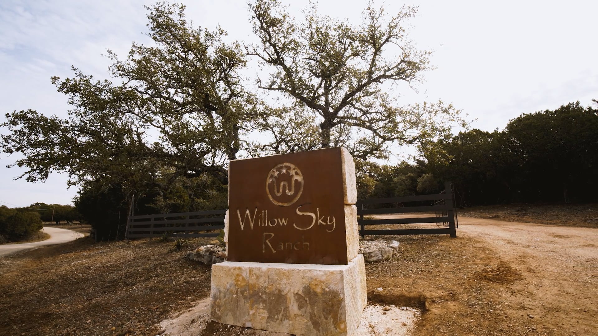 Willow Sky Ranch - Wedding, Hill Country Events, Near Fredericksburg