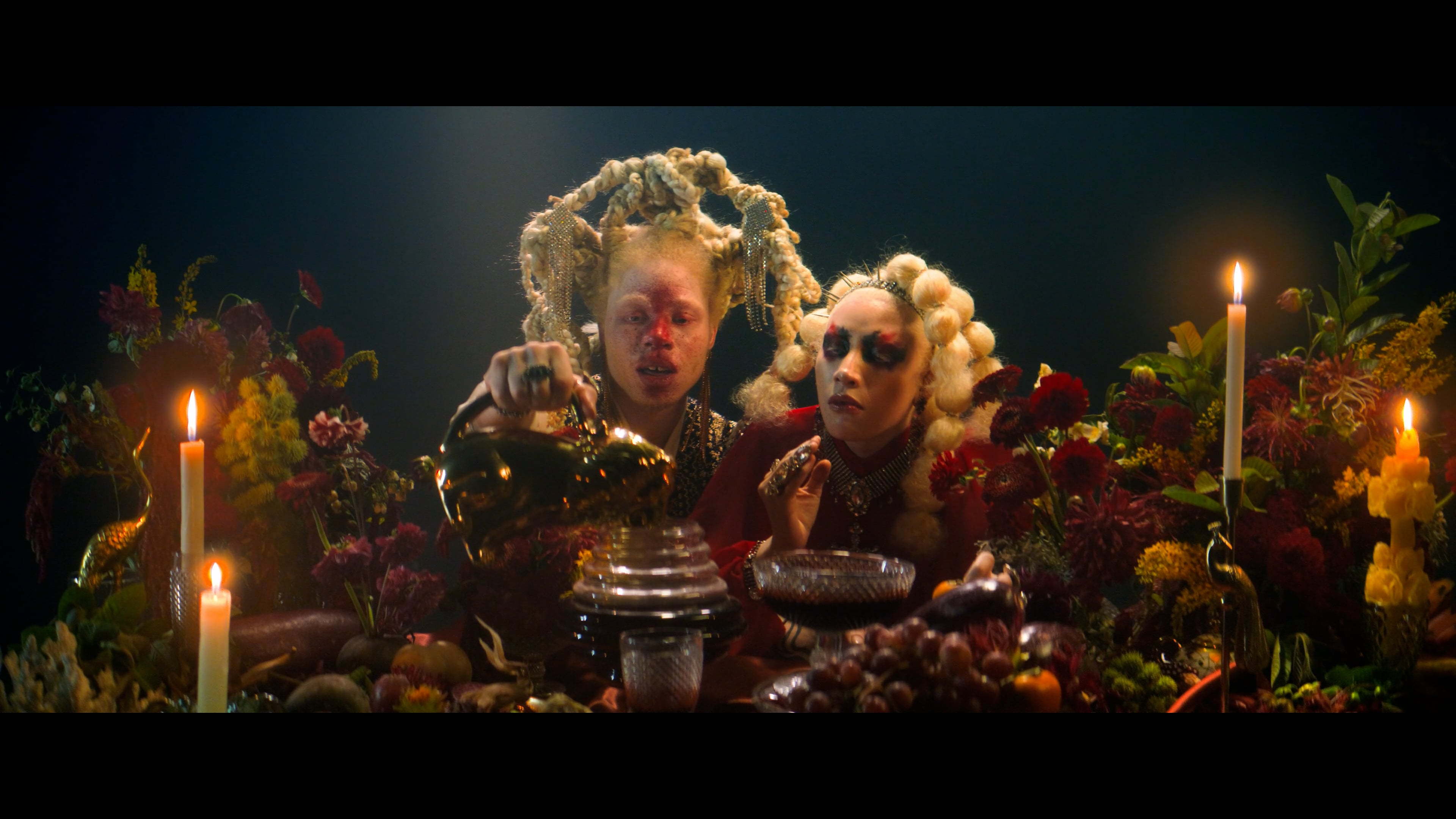 SIGNS THAT YOUR ARE BECOMING A VAMPIRE on Vimeo