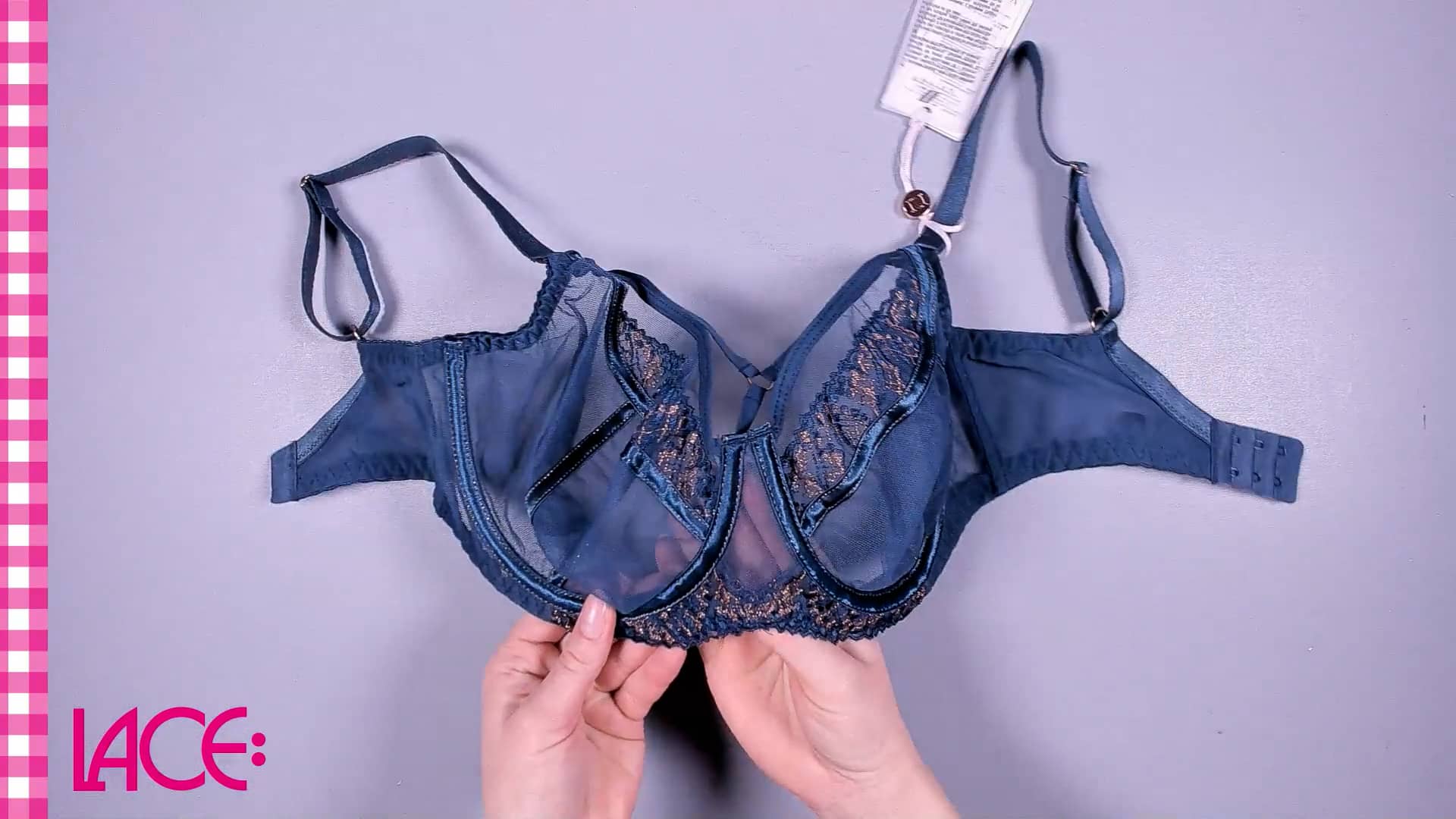 Novika by Ava - Lingerie - BH - 70G - Demi - N03 | Lace.de on Vimeo