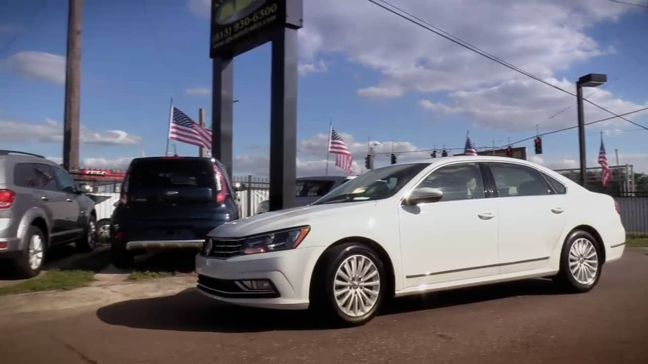 Babs' Car of the Week - VW Passat on Vimeo