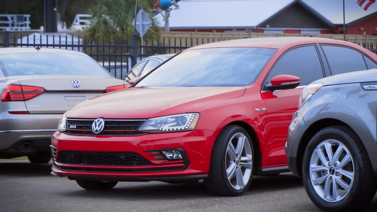 Babs' Car of the Week - VW GLI on Vimeo