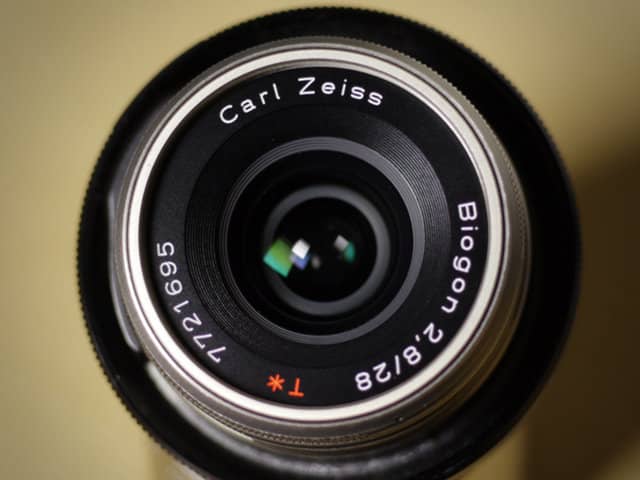 Contax G 28mm F2.8 Biogon on Vimeo