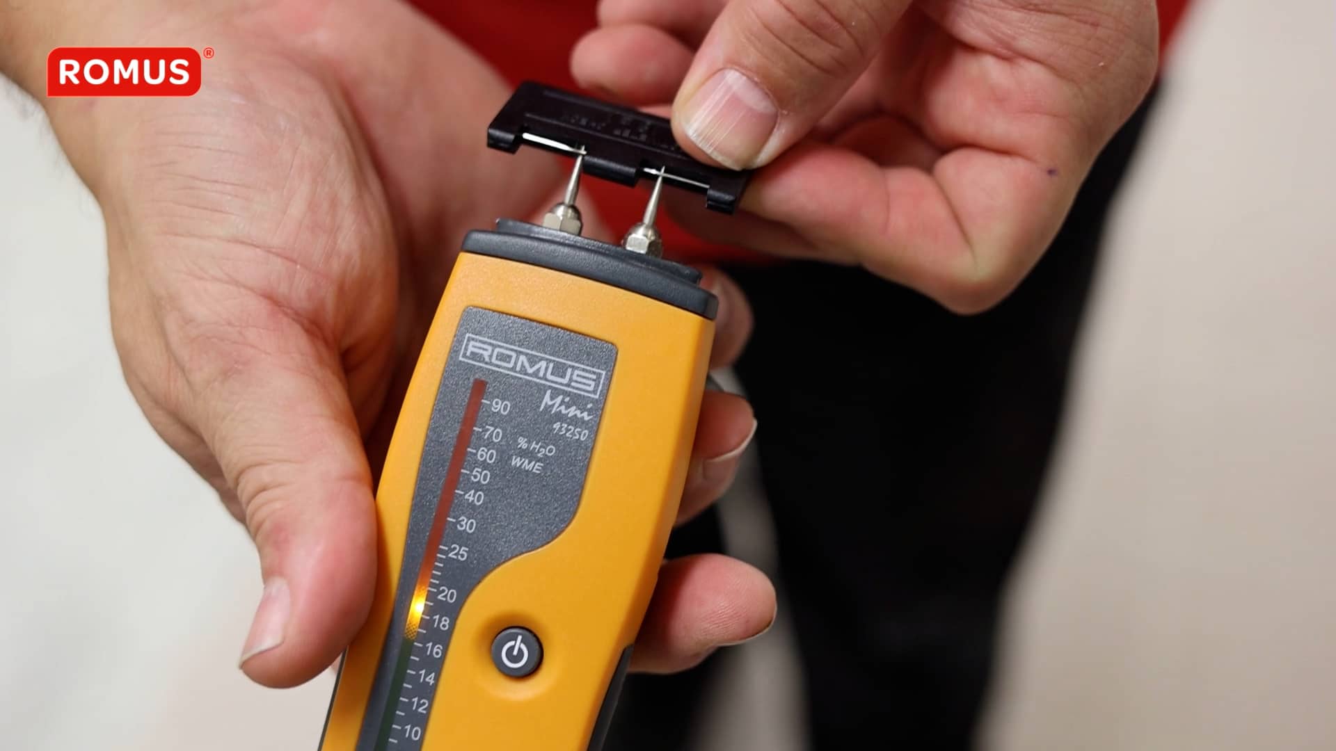 INDICATEUR D'HUMIDITE PROTIMETER MINI - ROMUS on Vimeo