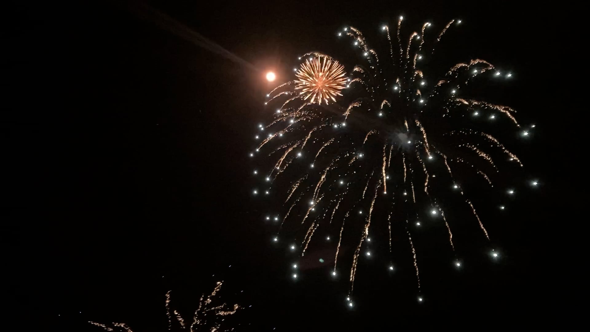 Newquay Fireworks 2021 on Vimeo