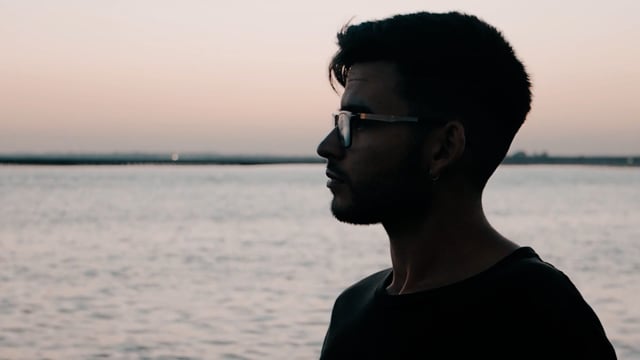 Chico Reflexión Hombre - Free video on Pixabay - Pixabay