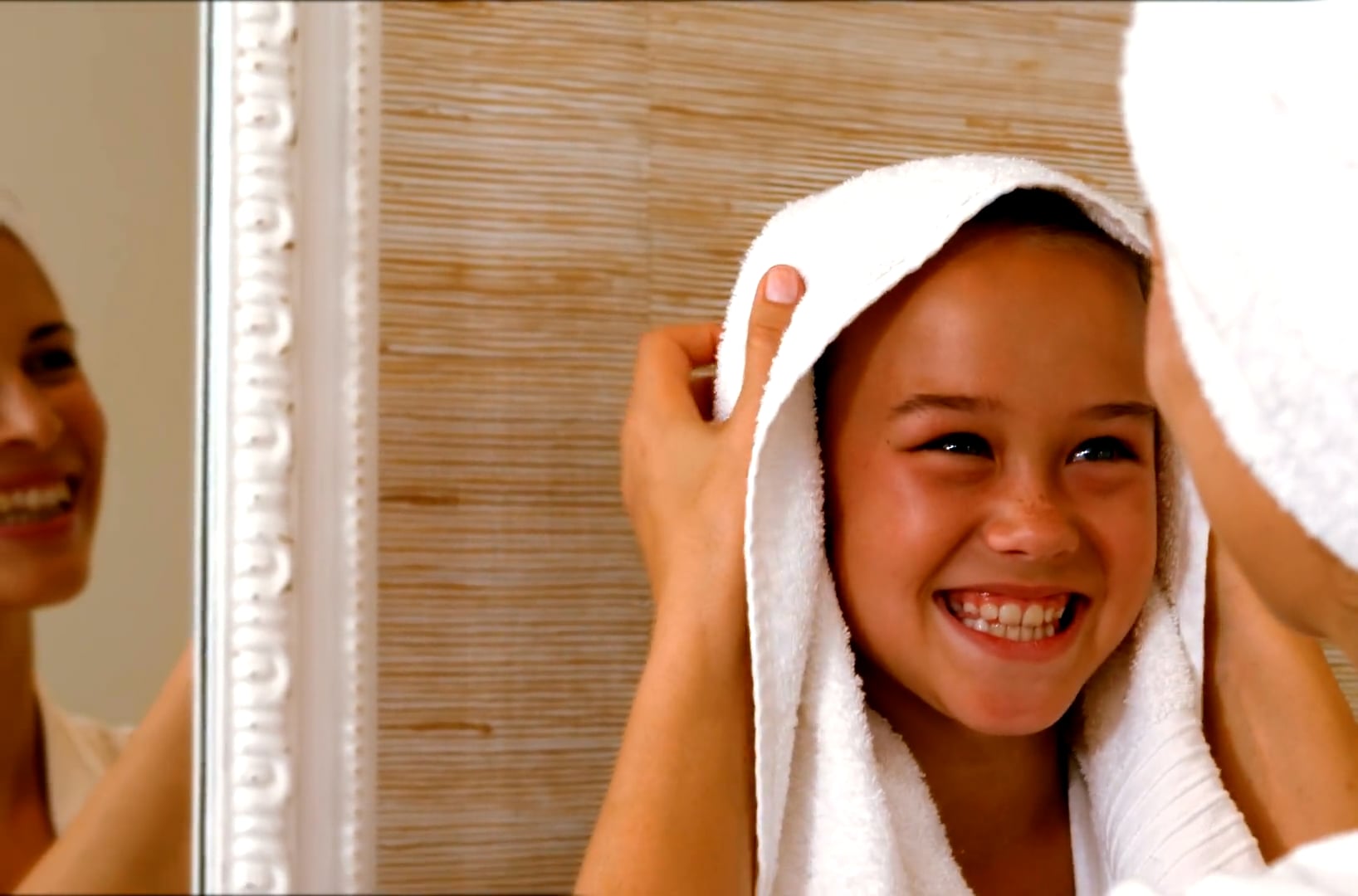 bathroom@gettyimages-544016768@820x541 on Vimeo