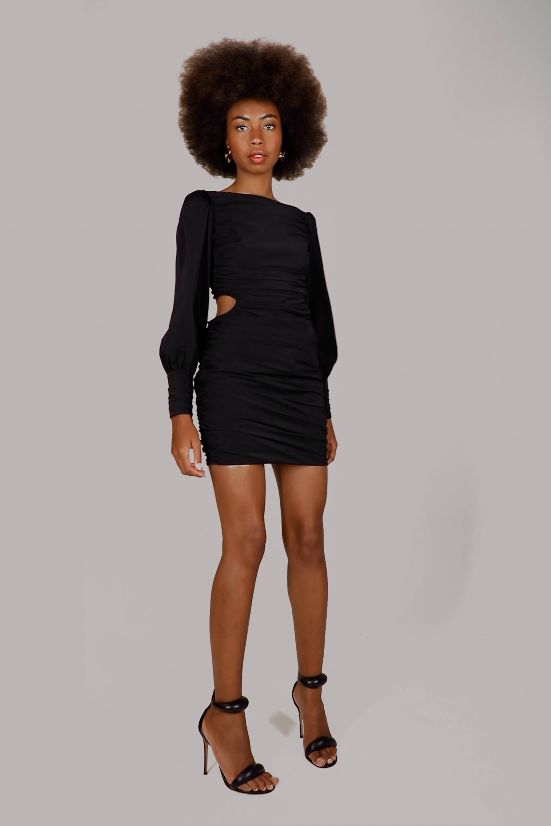 Ghoree_look2_2:3.mp4 on Vimeo