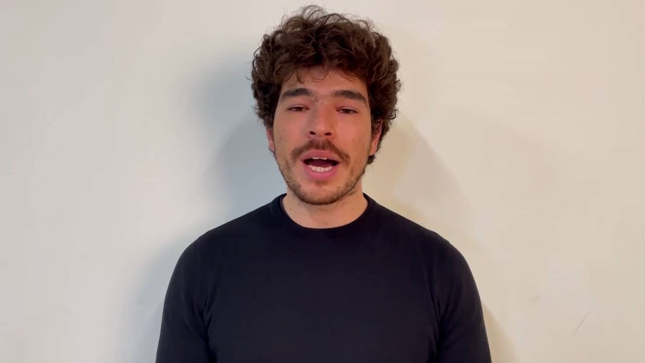 Presentazione ALESSIO SIMONETTI.mp4.mp4 on Vimeo