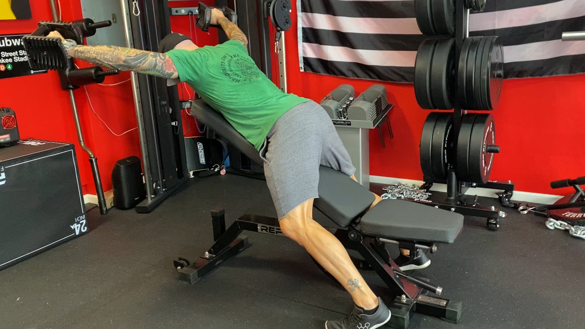 45 Degree Incline DB Y-Raise on Vimeo
