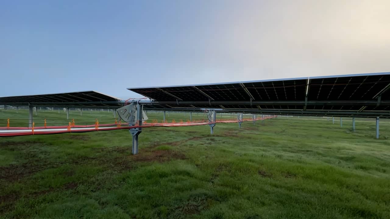 Sunrise Time Lapse | Array Technologies Solar Tracker on Vimeo