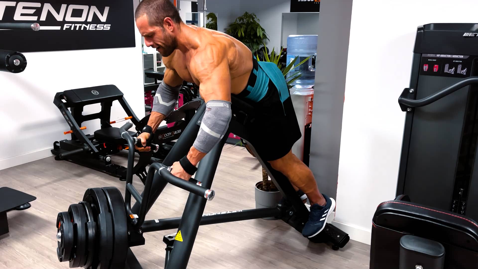 37. Remo barra T con el pecho apoyado on Vimeo