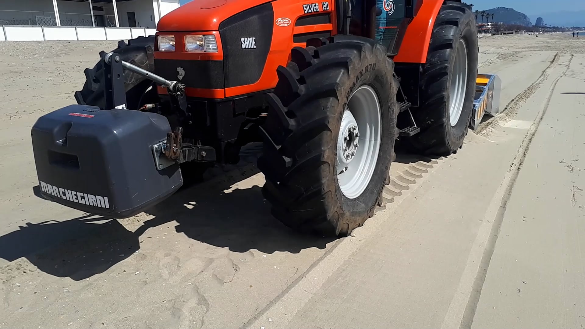 Beach Cleaning Equipment - Machines - Clean Sands
