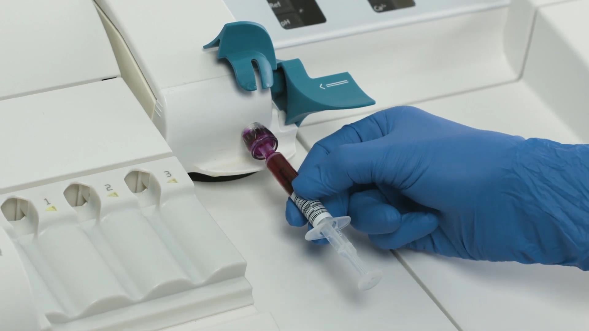 Radiometer ABL800 FLEX - Sampling with Syringes on Vimeo