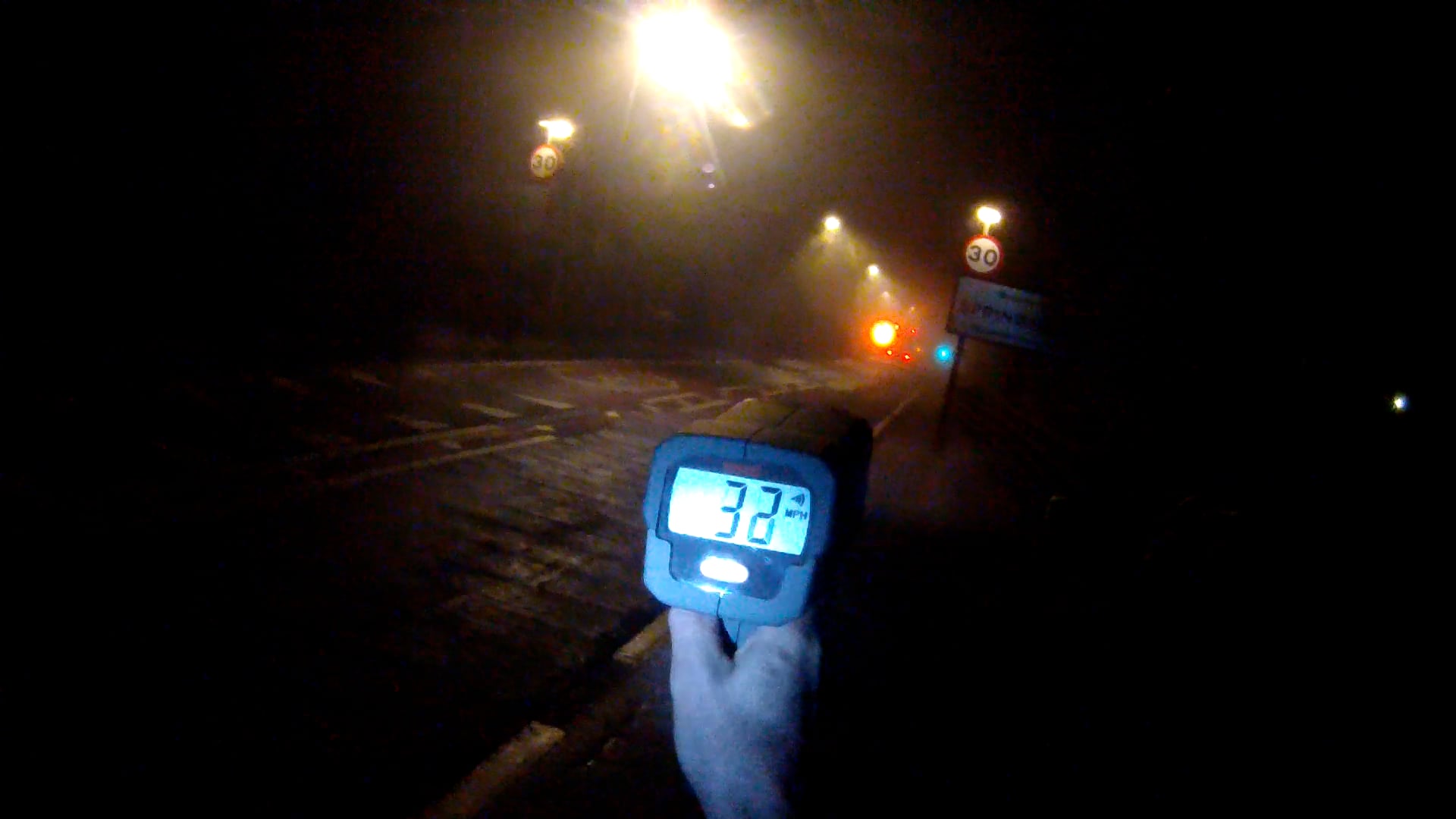 HGV speeding after signals 13 Dec 2021 FILE0069 on Vimeo