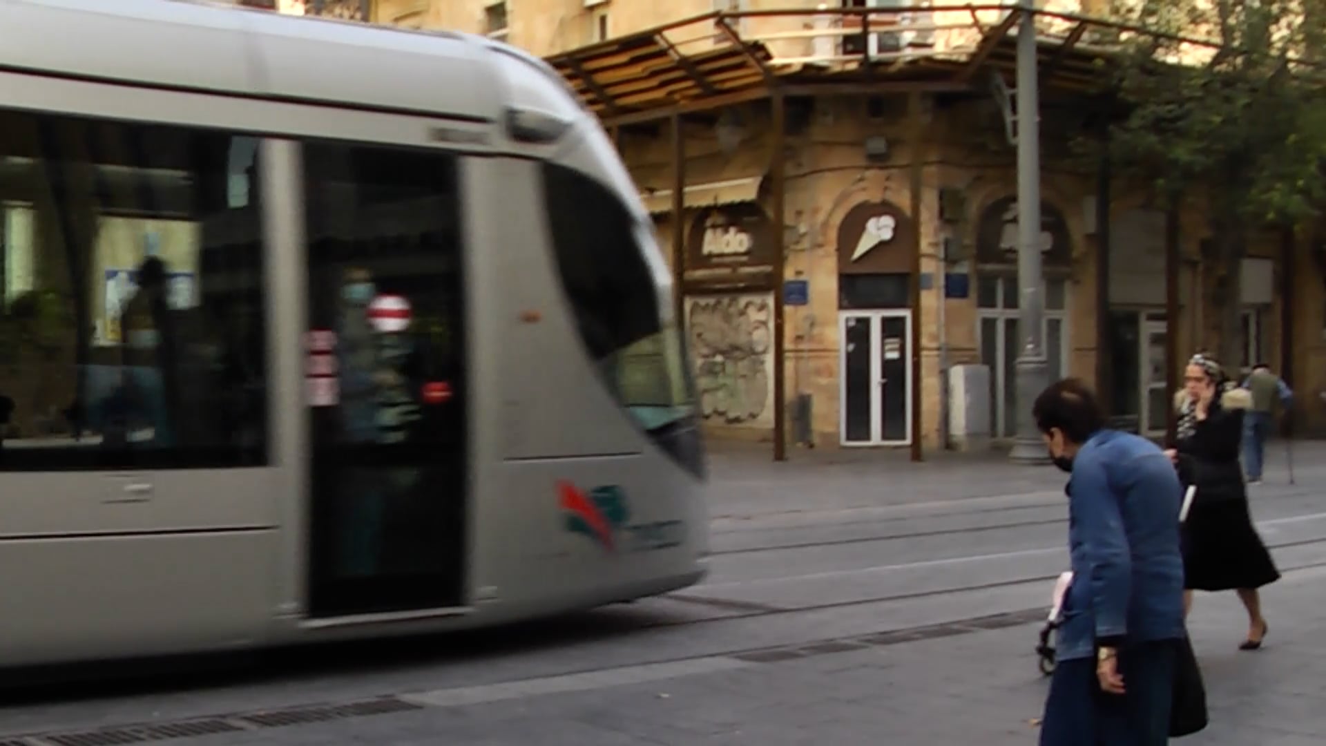 V444 on Vimeo
