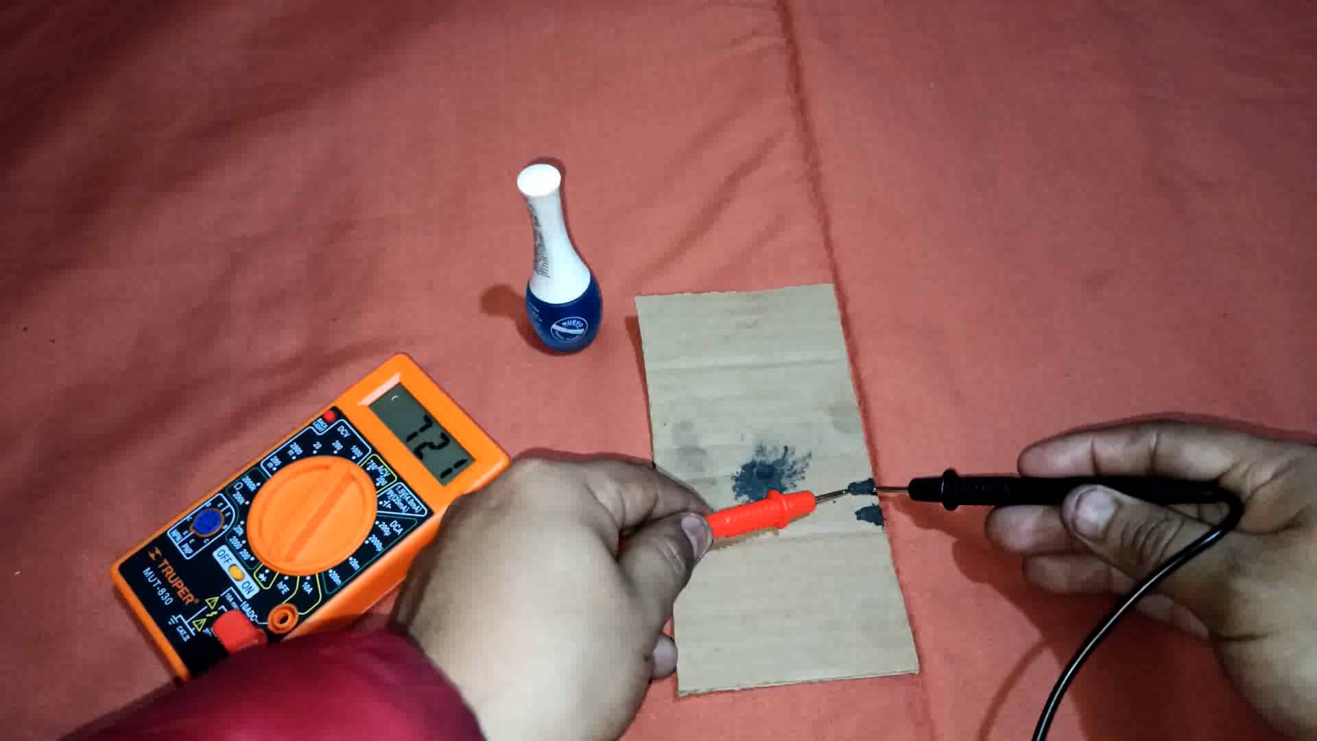 Tinta conductora de electricidad casera on Vimeo