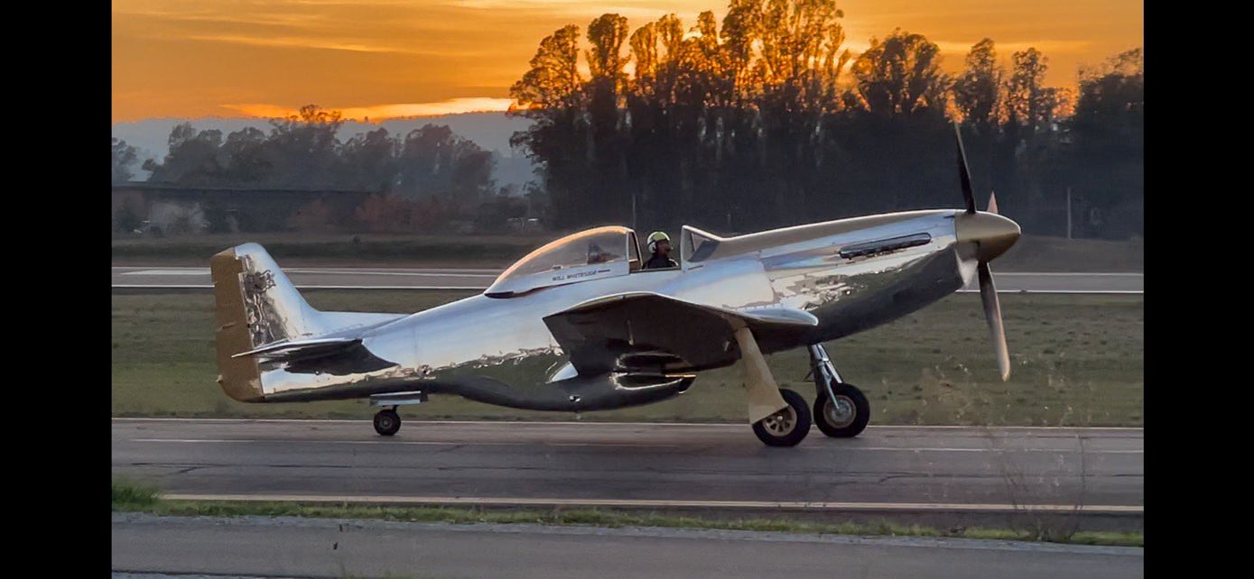Korbel Mustang takeoff with Gary Heck in back. AKA "GOLDFINGER" on Vimeo