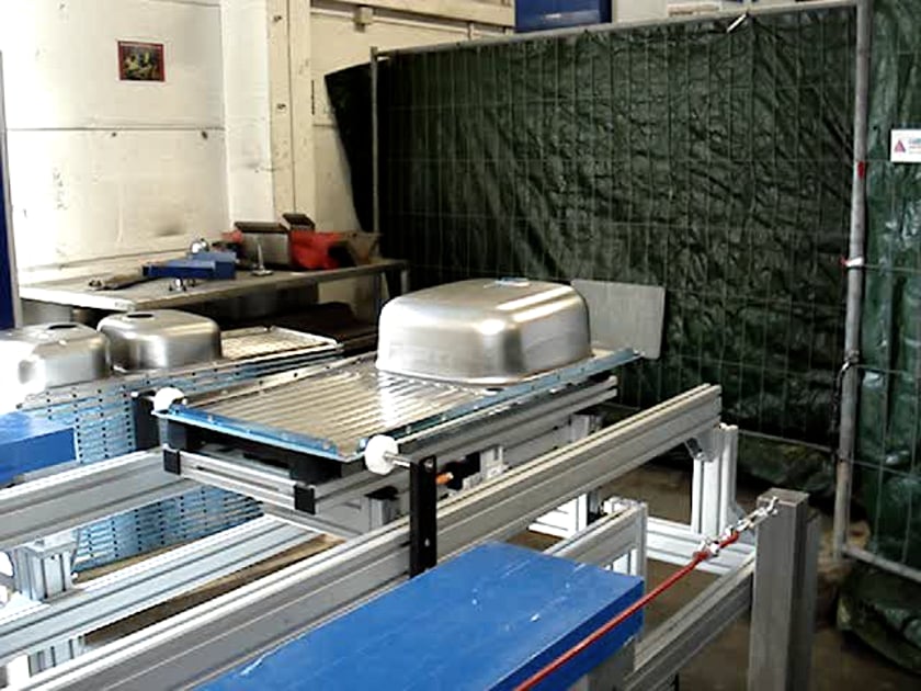 Protective films on stainless steel sheets - Refoil