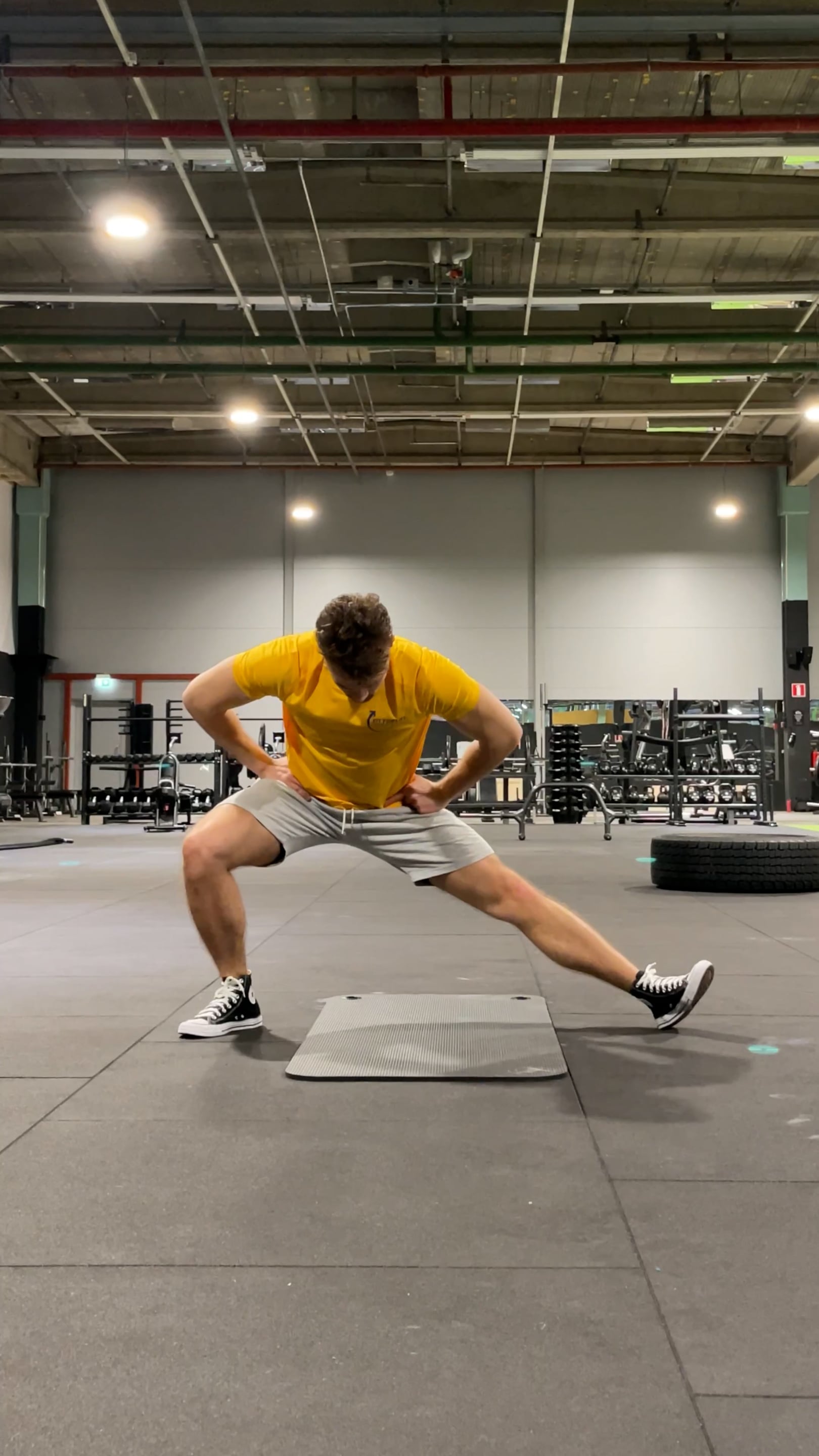 Dynamic Stretching, lower body on Vimeo