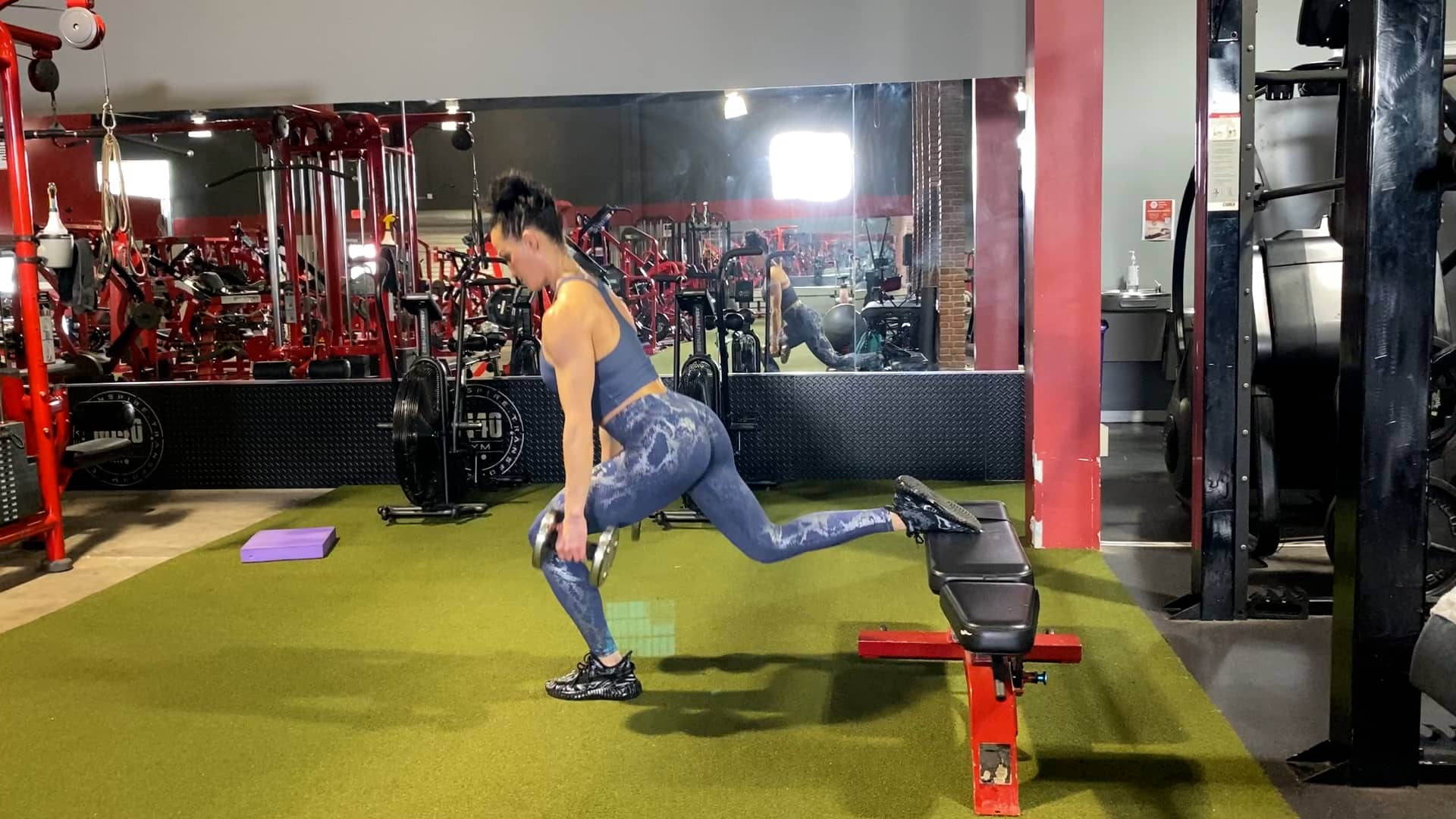 Bulgarian split squats forward lean on Vimeo