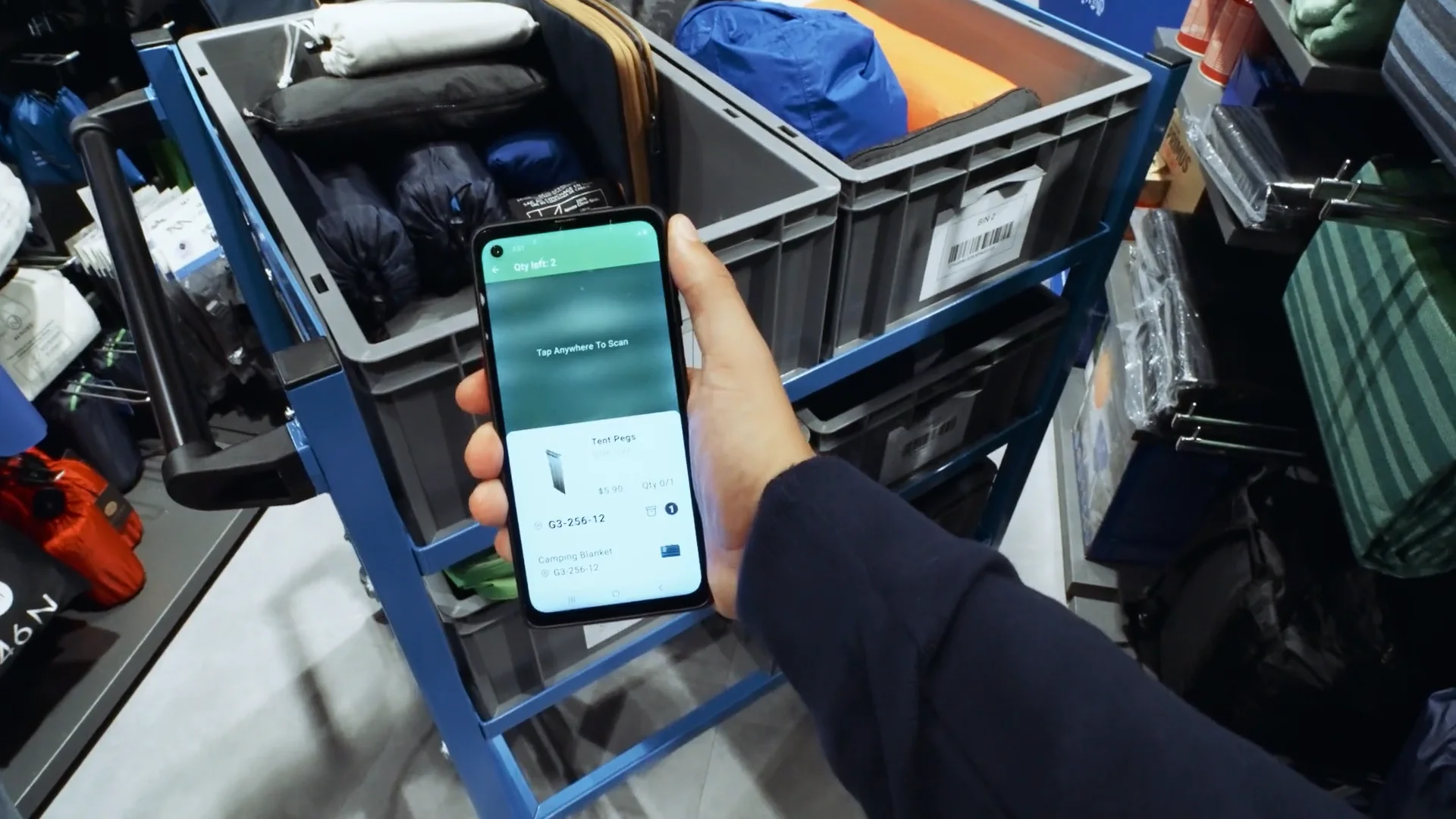 Improve Retail Employee and Customer Experiences with Samsung and ...