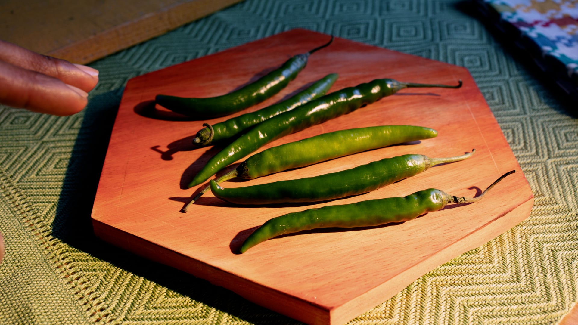 Manamosa Idents Serrano on Vimeo