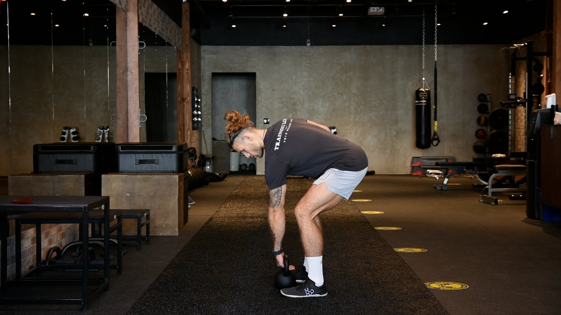 Kettlebell Bicep Curl (Left Arm) on Vimeo