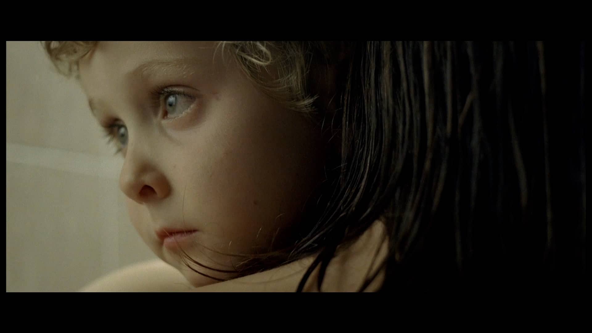 Regenbogenengel / Rainbow Skin | SHORT FILM on Vimeo