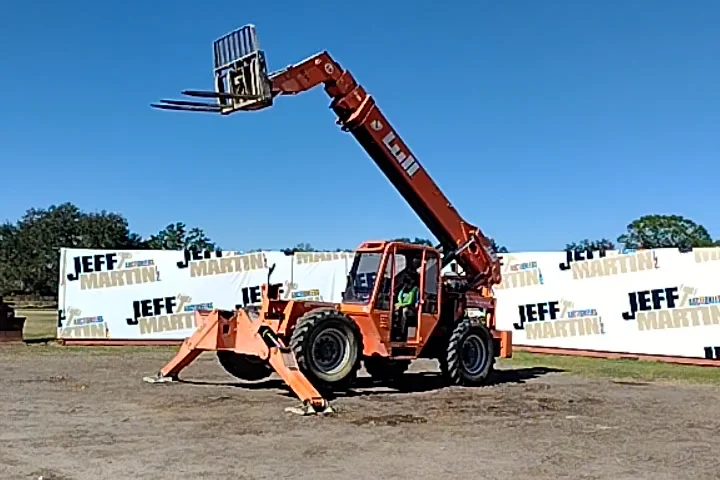 JLG 1044C-54 SERIES II TELESCOPIC FORKLIFT SN T8444Y334 on Vimeo
