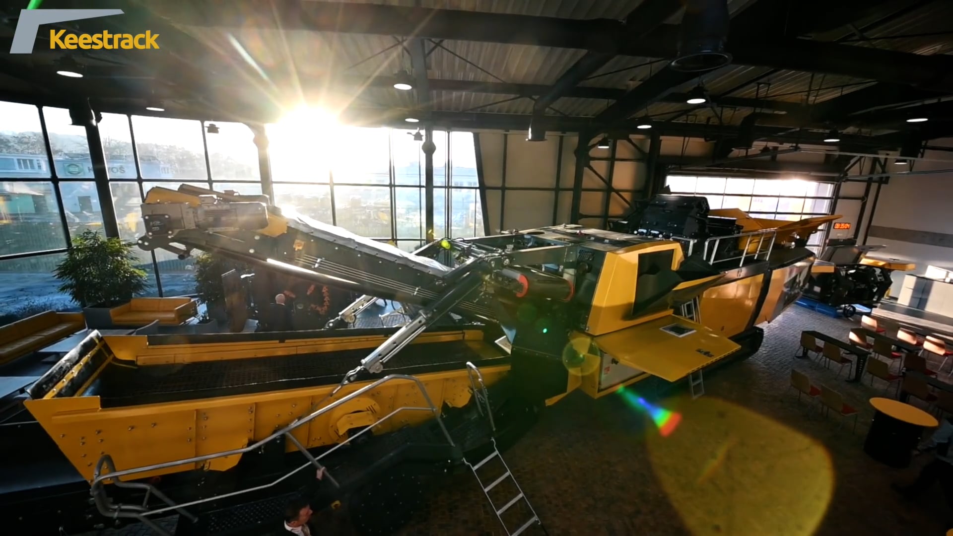 Keestrack Introduction R5e Impact Crusher / Prallbrecher on Vimeo