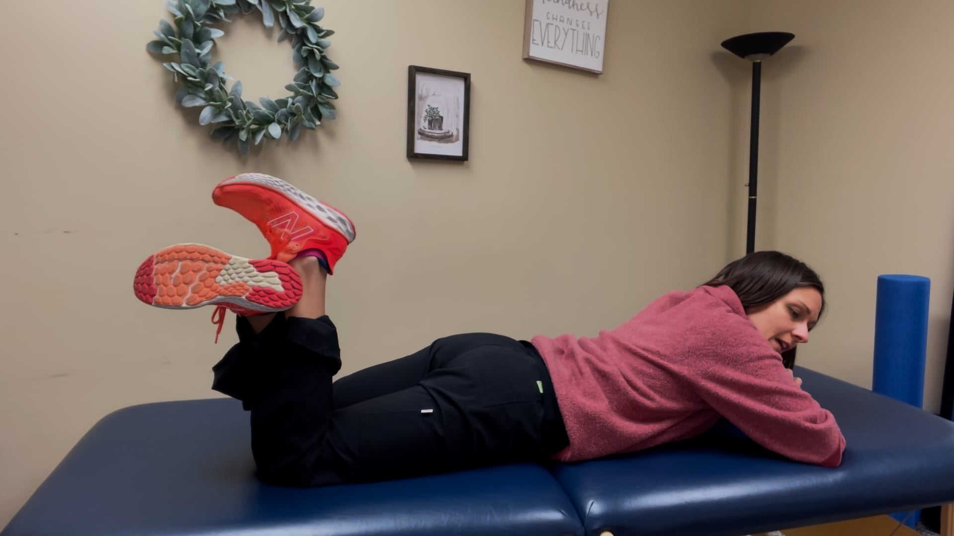 Prone knee flexion with opp leg assist on Vimeo