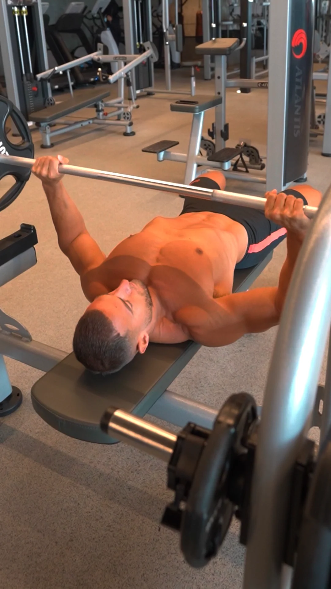 1 Flat BB Bench Press