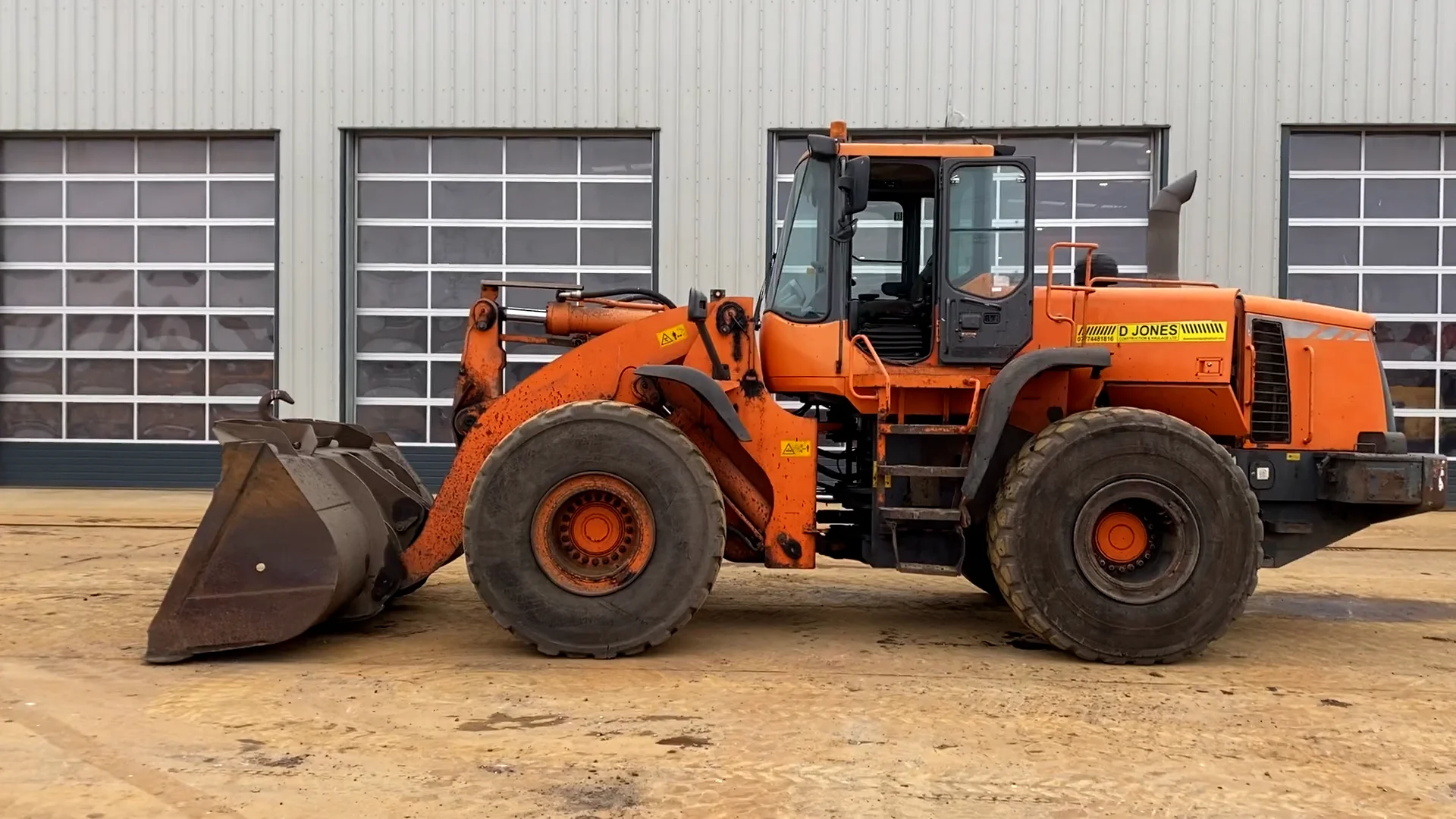 LOT # 1658 -- 2007 Doosan DL400