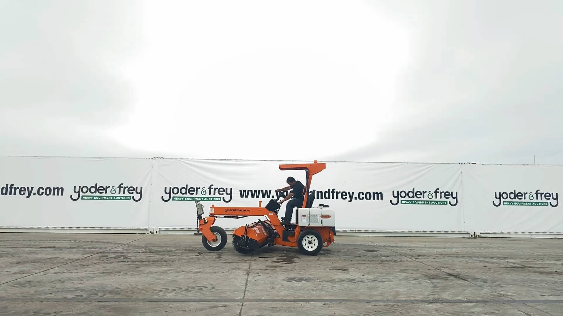 2018 Laymor SM300 3 Wheel Broom - Yoder & Frey - Florida Feb 17th-19th ...