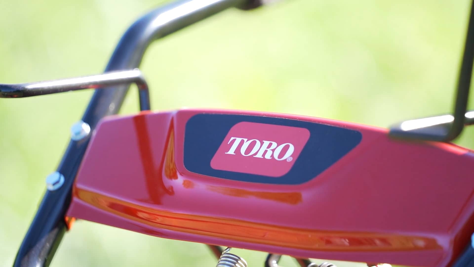 58603 Toro Dual Direction Rear Tine Tiller (Point of Sale) on Vimeo