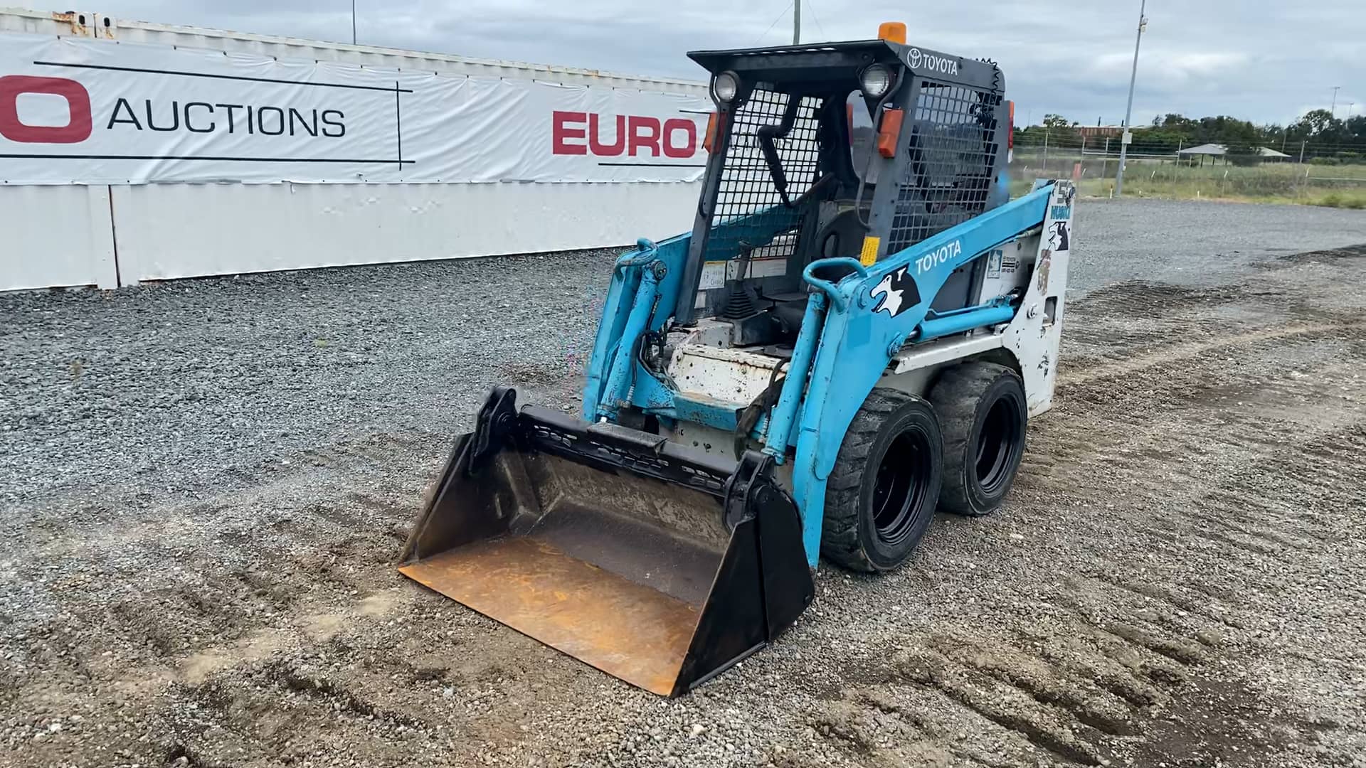 2000 Toyota 4SDK5 Skidsteer Loader - Brisbane February 2022 on Vimeo