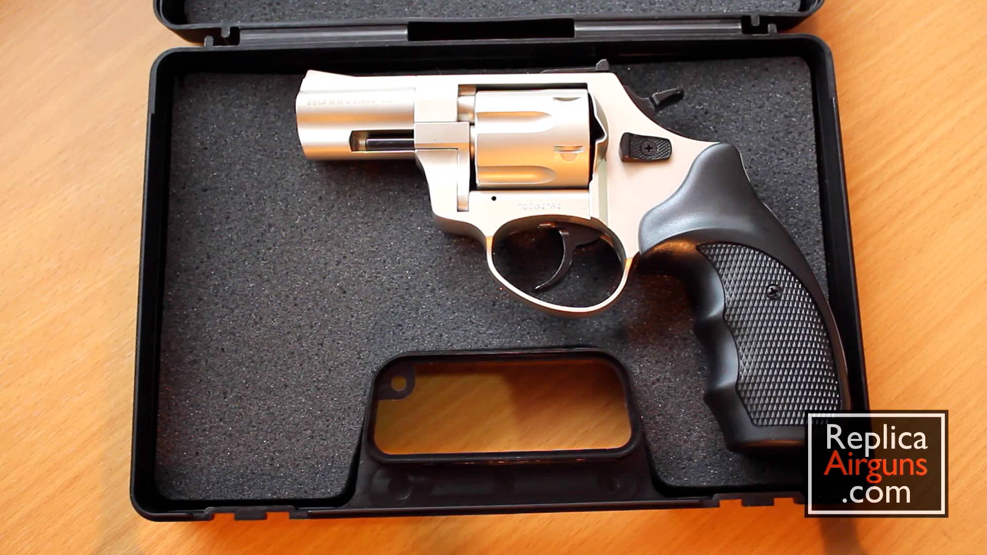 Zoraki R1 2.5 inch 9mm PAK Blank Revolver Review on Vimeo