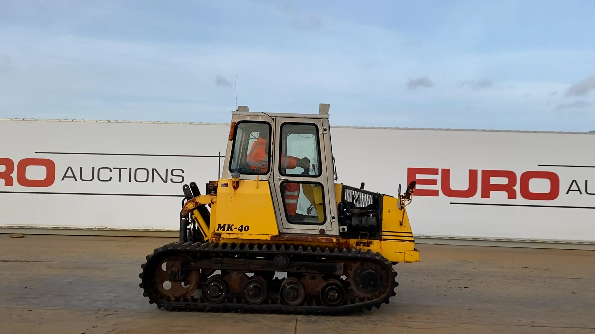 Morooka MK-40 Crawler Tractor- Leeds March 22 on Vimeo