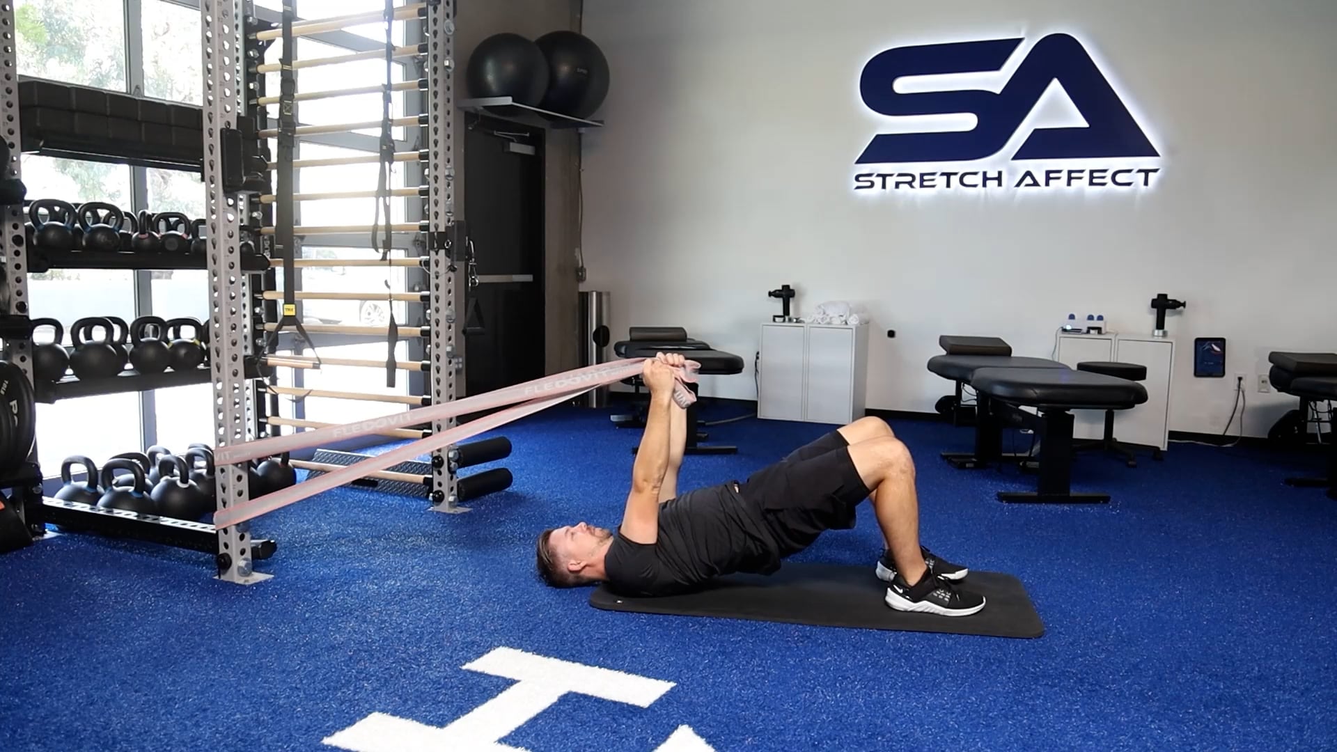 Bridge Tricep Extension on Vimeo