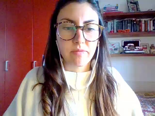 clara m. tutor video introduction on Preply on Vimeo