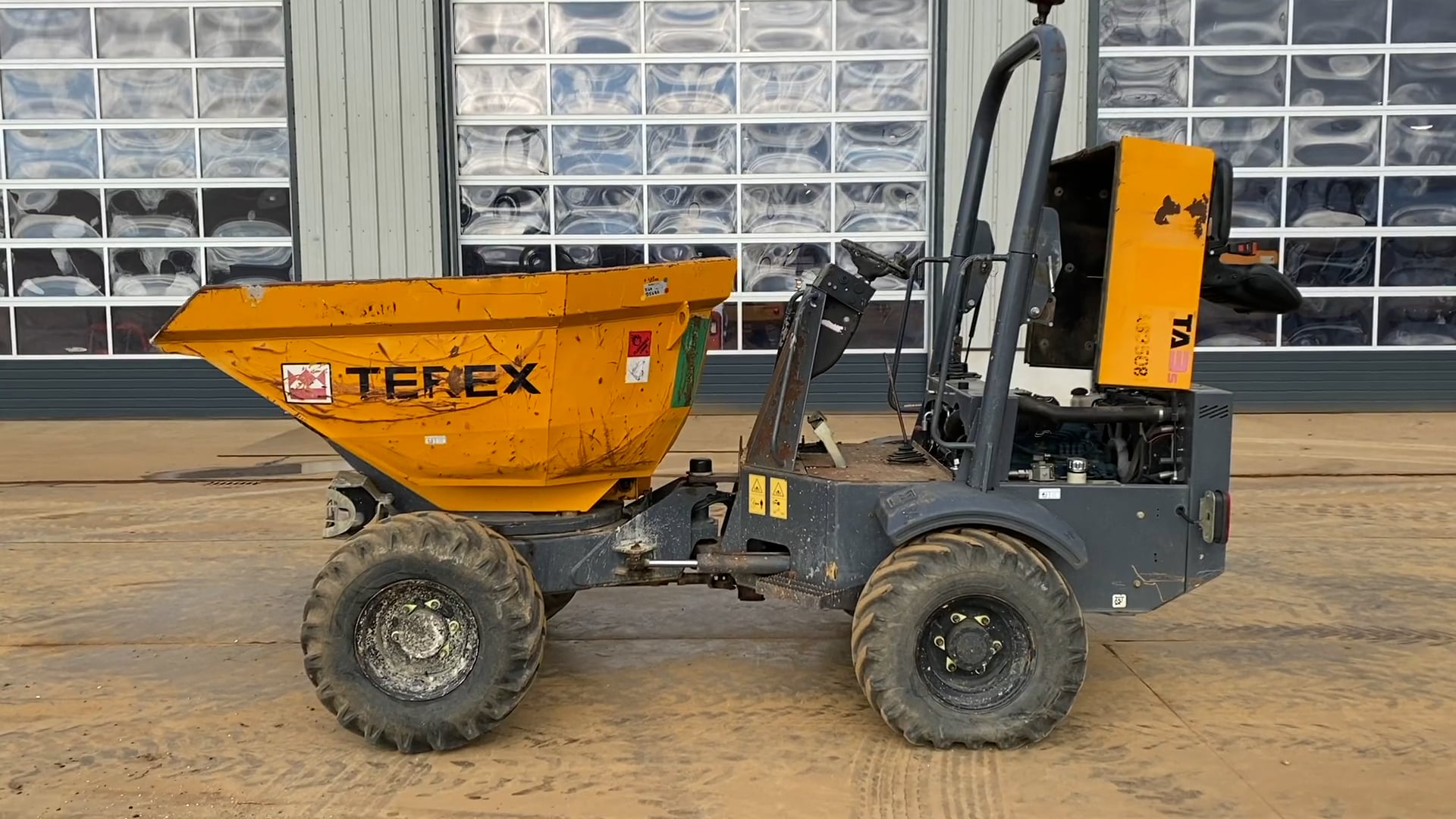 2014 Terex TA3S 3 Ton Swivel Skip Dumper- Leeds March 22 on Vimeo