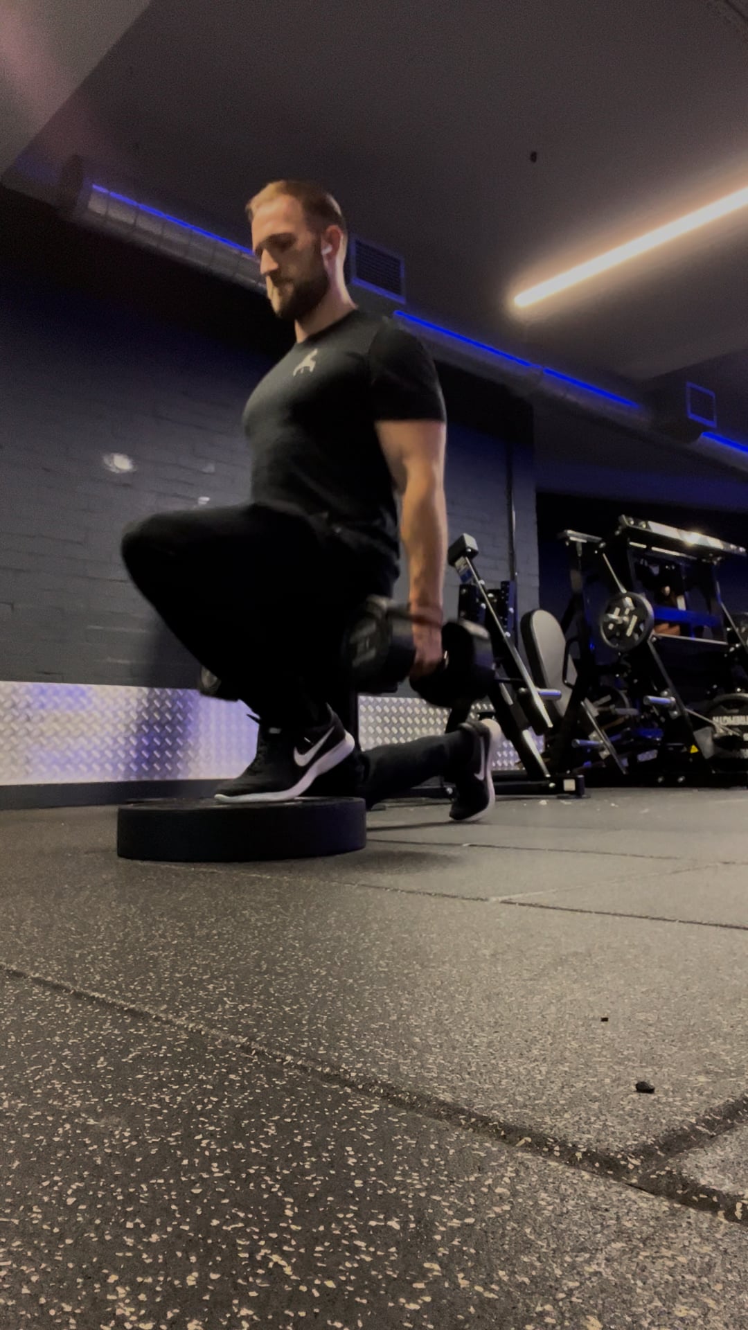 FFE Split Squat - heel rise on Vimeo
