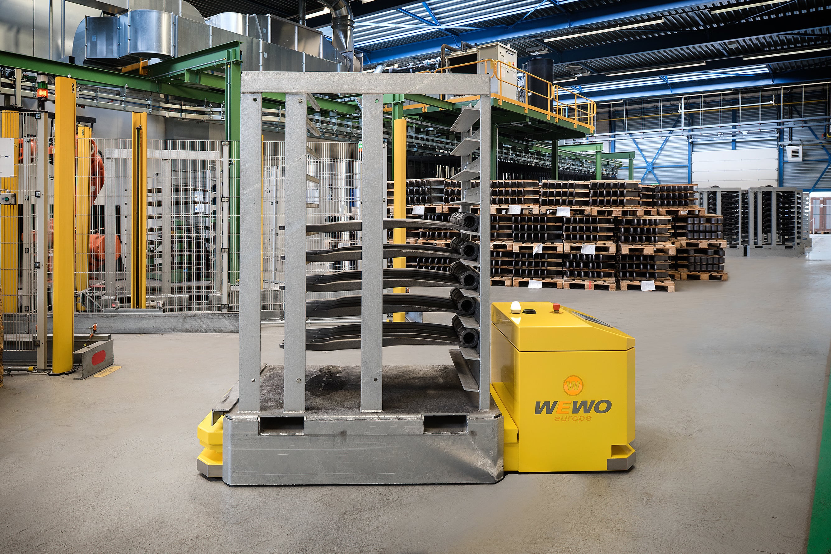 WEWO Techmotion | VDL WEWELER | AGV L-cart for VDL Weweler on Vimeo