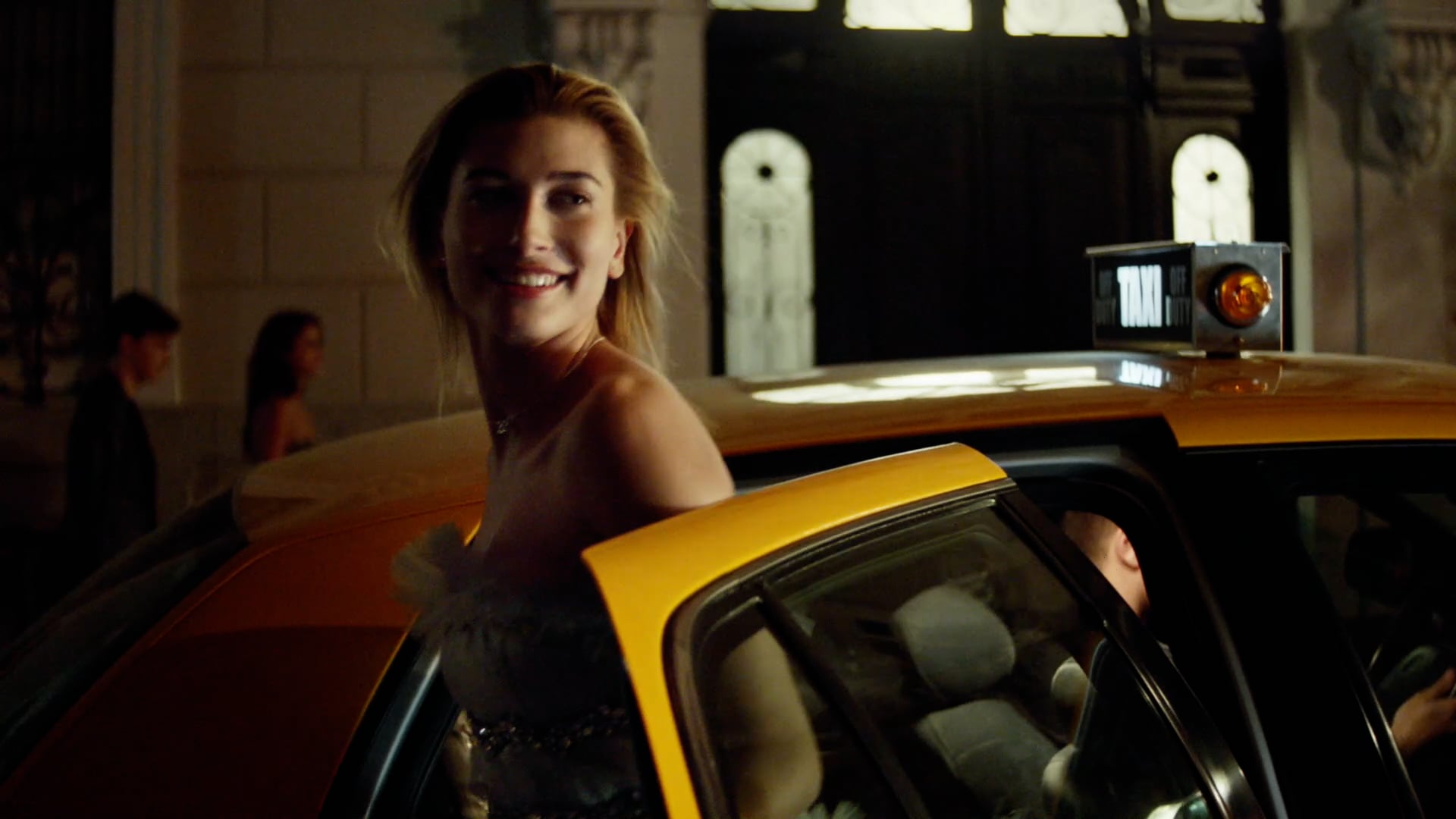 Carolina Herrera VIP212 Black Rose on Vimeo