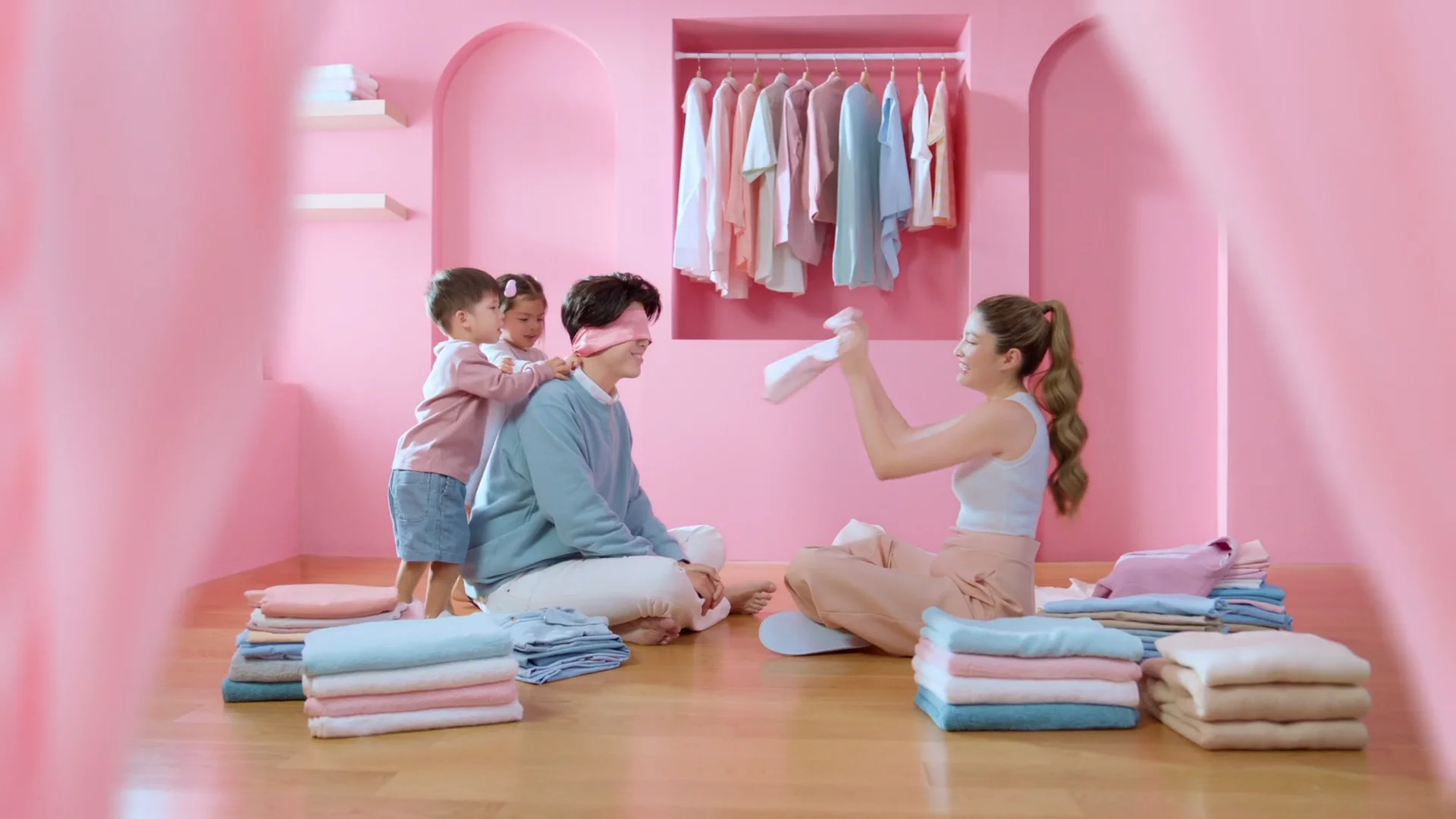 Dnee Pink Softener (2022) on Vimeo