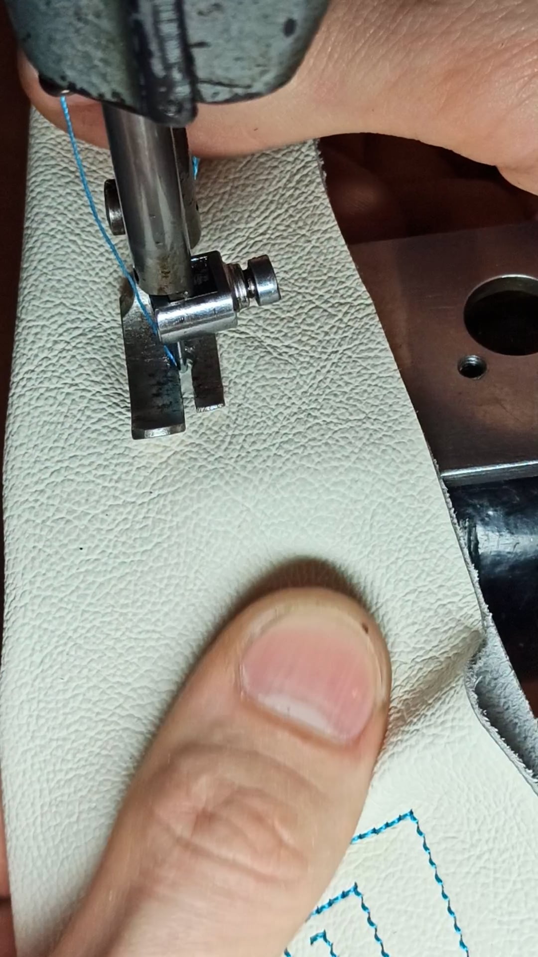 17-41 forward backward stitch 2 on Vimeo