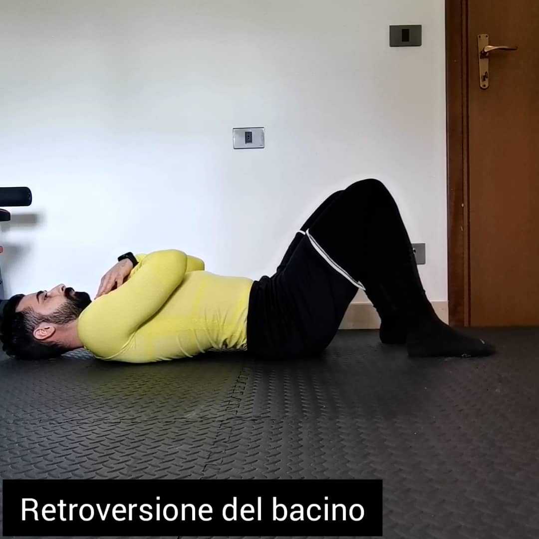 Retroversione bacino a terra e in piedi on Vimeo
