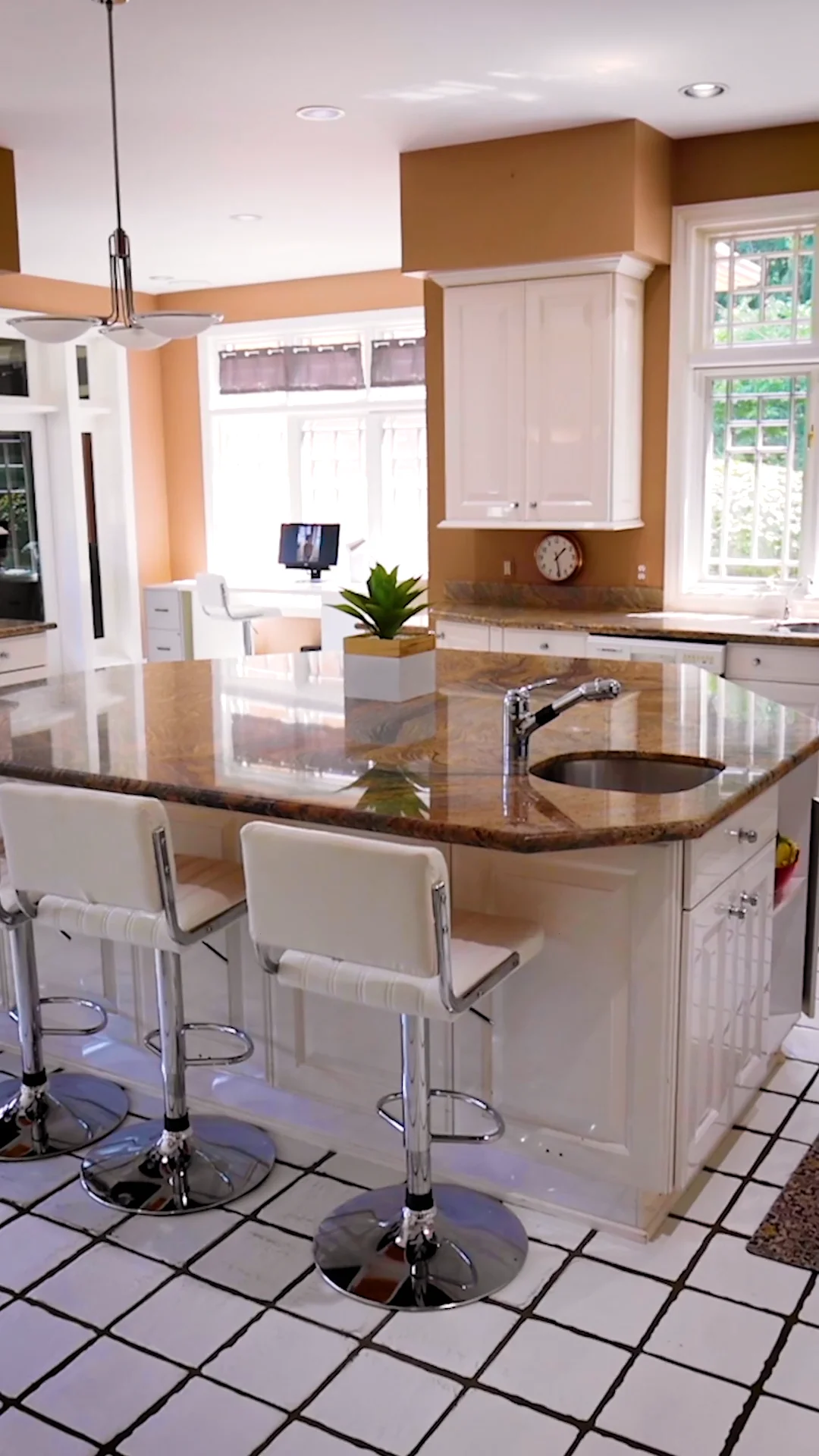 1100 Orchard Ridge (Reel 3) - Kitchen on Vimeo